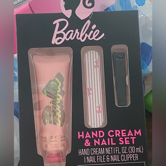 Barbie | Bath & Body | Barbie Nail Set | Poshmark